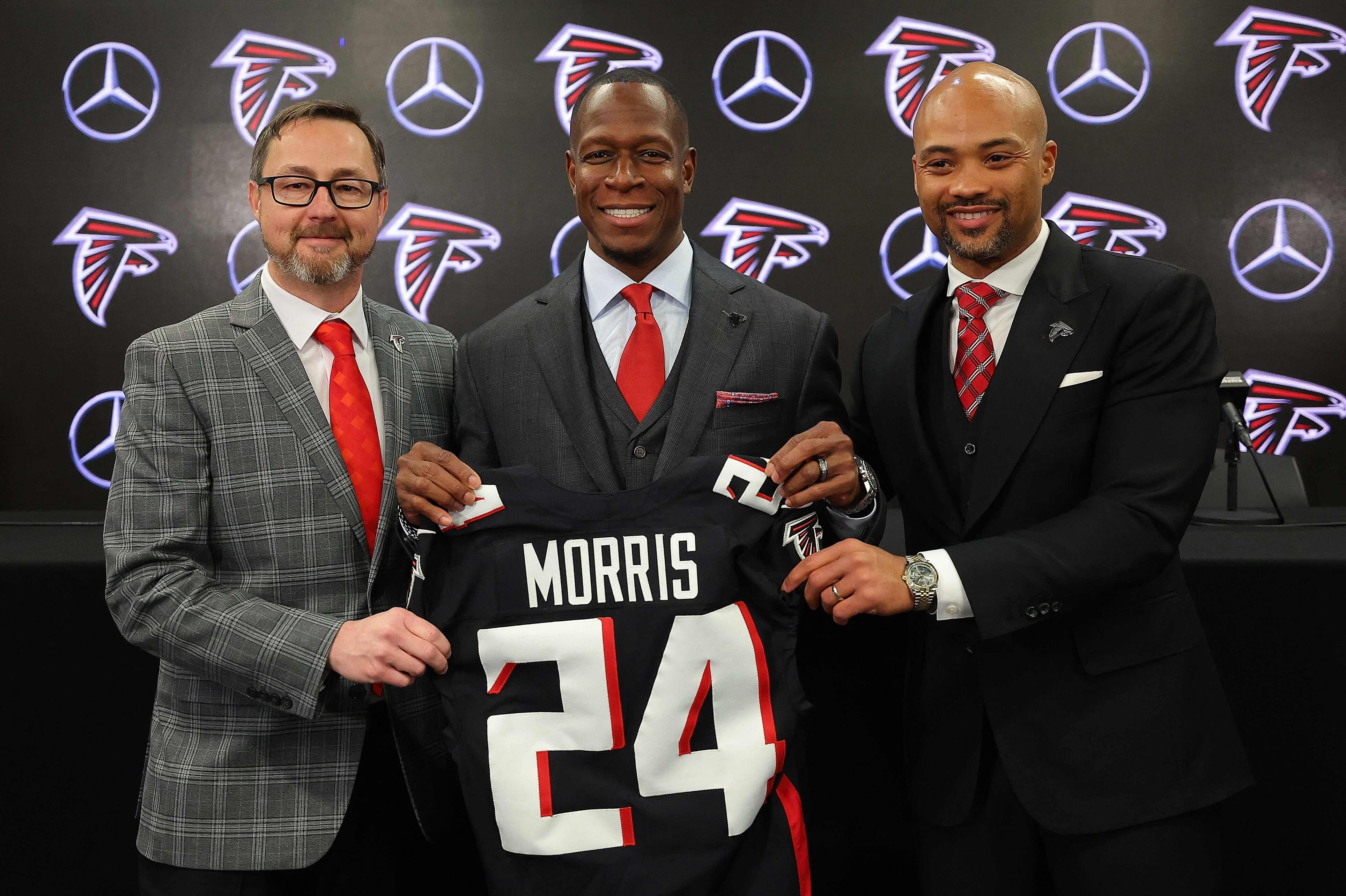 Atlanta Falcons fyrer cheftræner og general manager