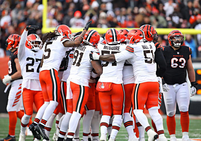 2020 Eagles draft pick spotted at Browns tryout despite being absent ...