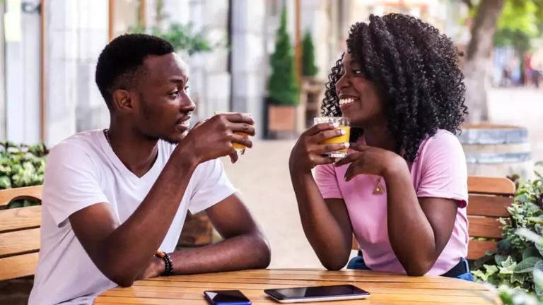 Roster dating: Why dating multiple people feels normal