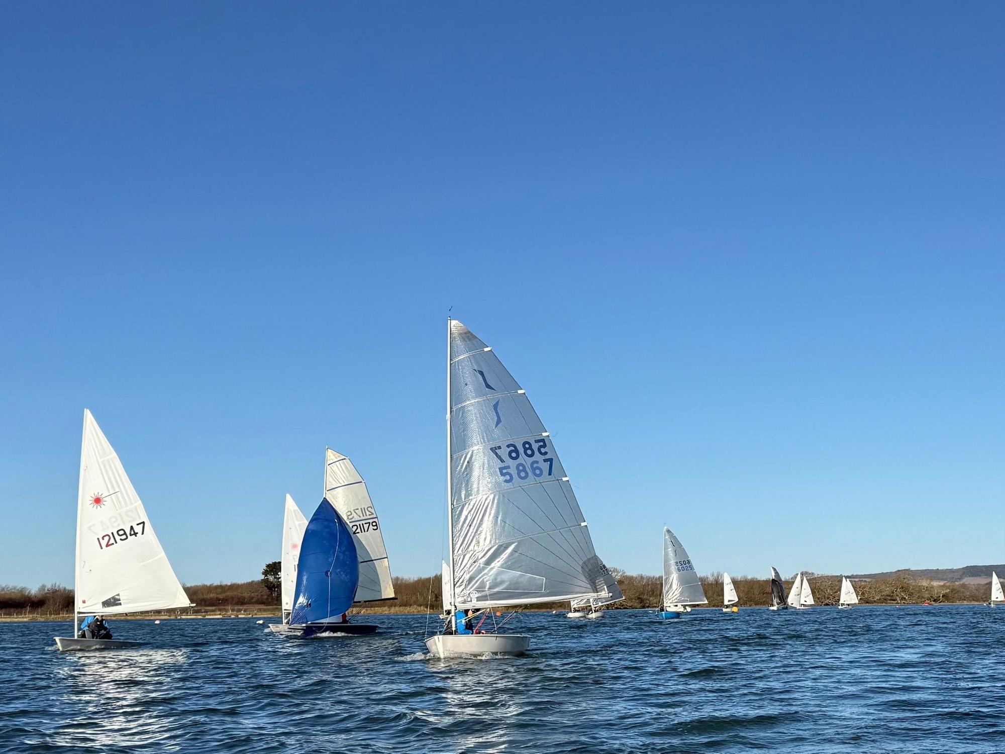 Dell Quay Frostbite Series races 3&4