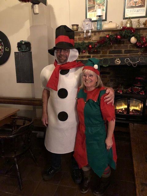 Marsworth: Festive fancy dress at the Red Lion as village welcomes the ...