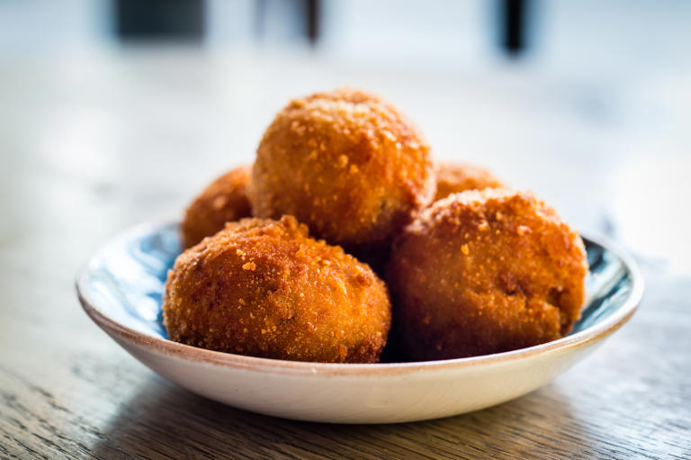 José Pizarro shares two warming recipes perfect for the cold snap