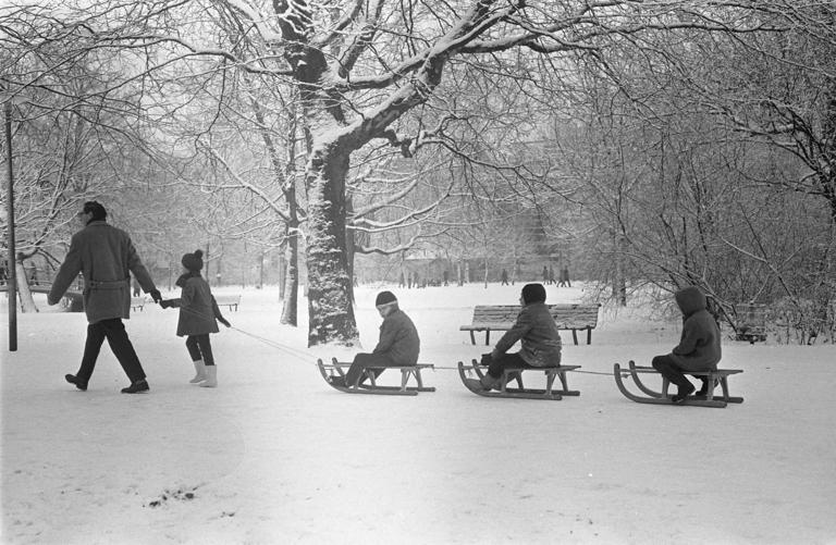 Eindelijk weer een dik pak sneeuw: herken je deze winterse taferelen ...