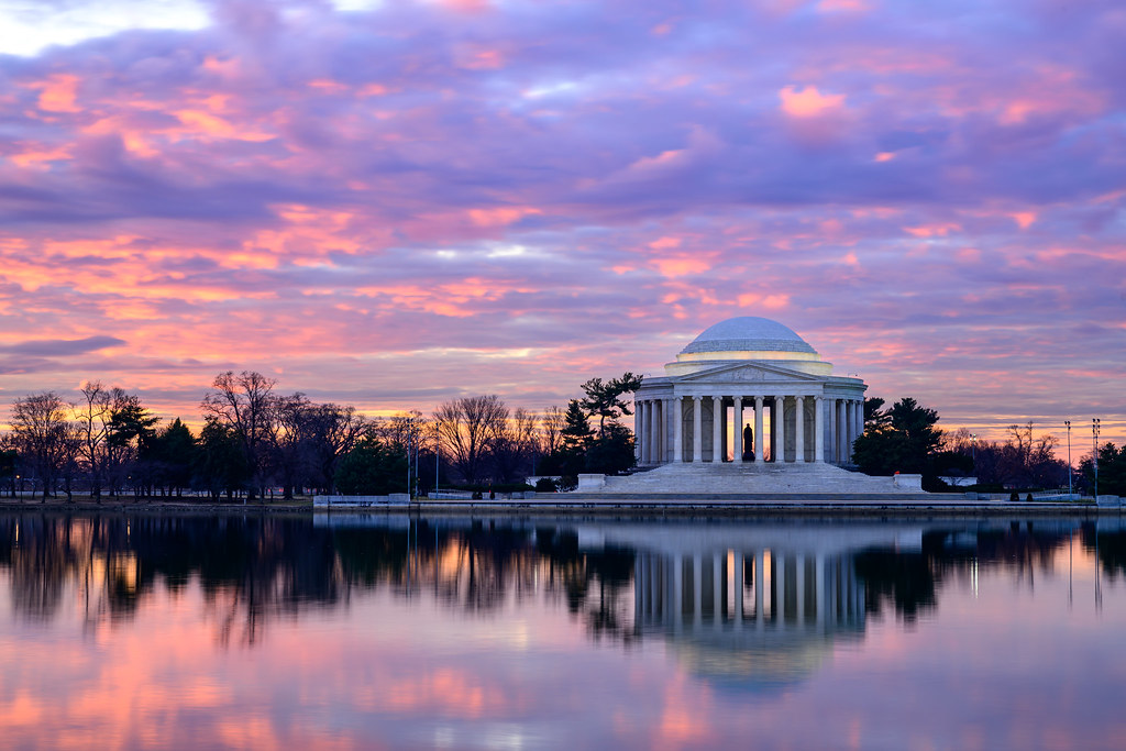 CWG live: A steady warming trend as highs pass 60 later this week