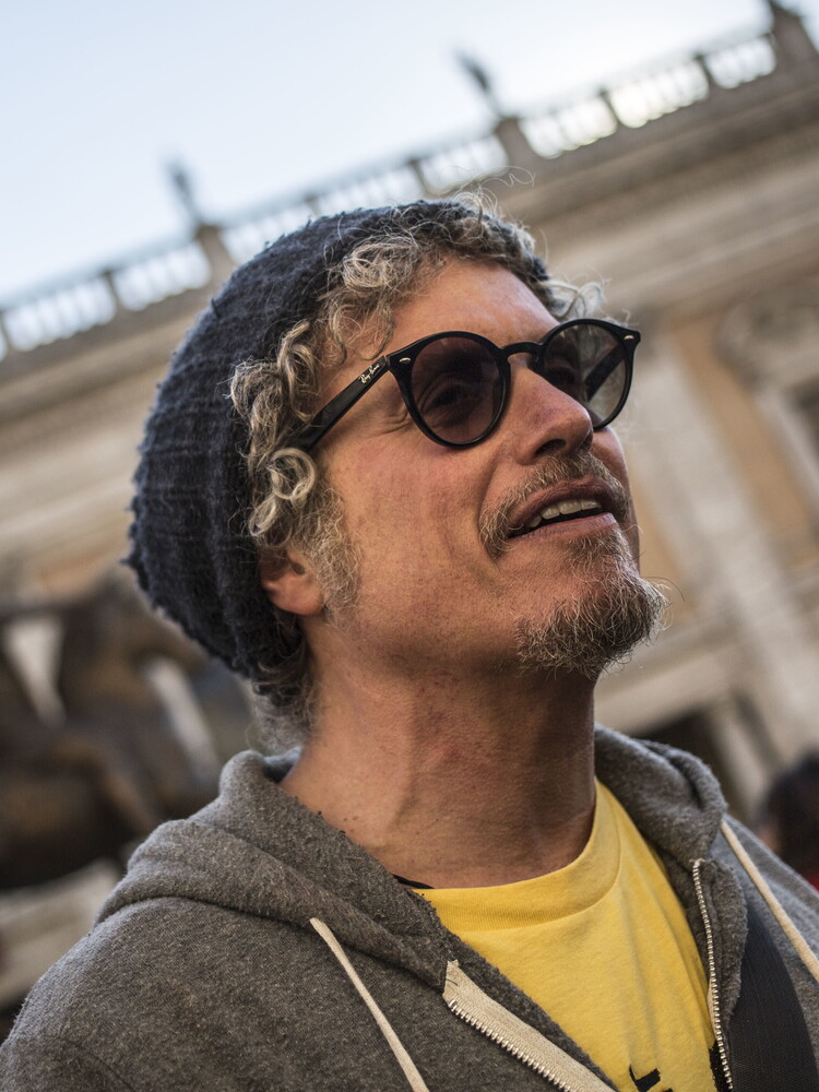 Niccolò Fabi, il regalo a sorpresa per i fan [VIDEO]