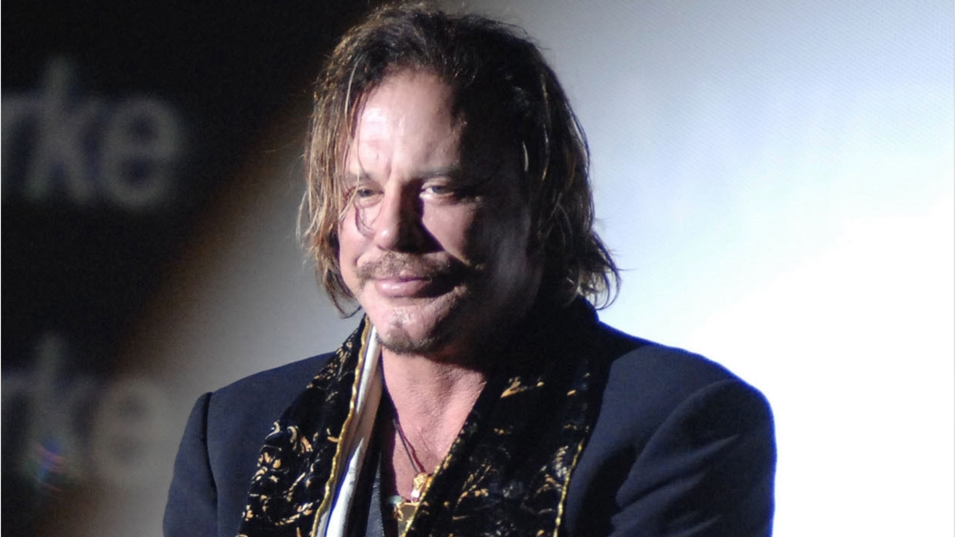 Mickey Rourke lance une collecte de fonds pour éviter d'être expulsé