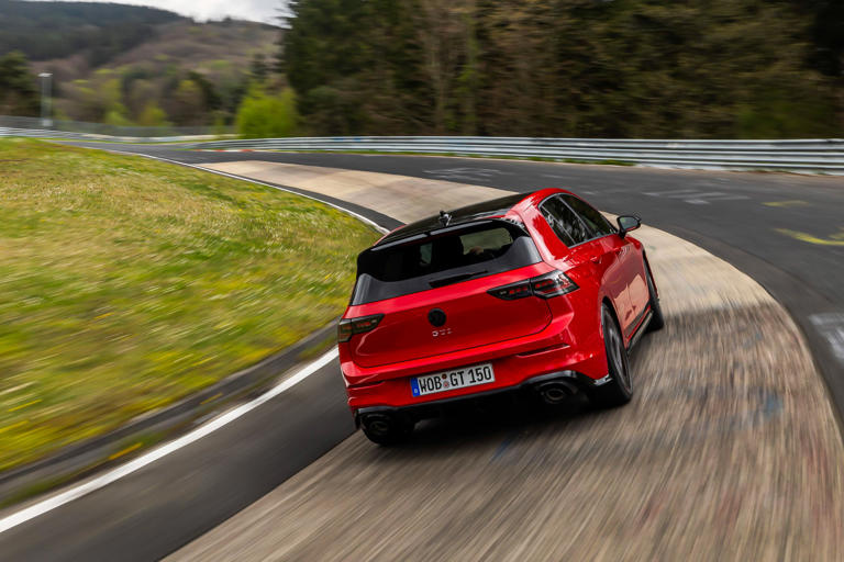 Volkswagen Golf GTI Edition 50 sets new lap record around the 'Ring