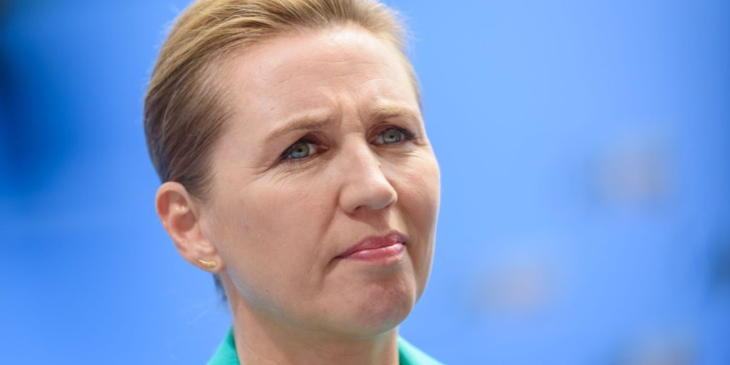 Mette Frederiksen melder om ugen krigen i Ukraine: “Vi befinder os i en ...
