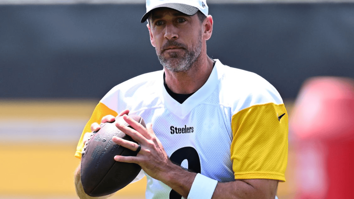 NFL: El casco de Aaron Rodgers falla en pleno duelo ante Ravens y ...