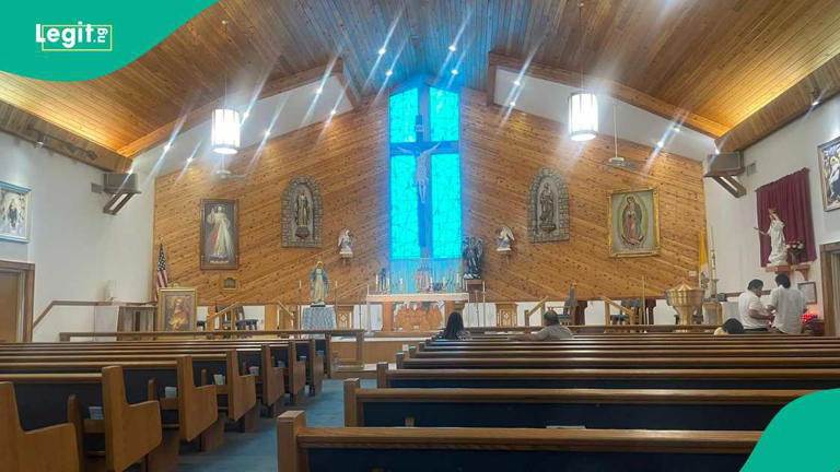 New Year: Immense shock as prominent Catholic priest slumps, dies on ...