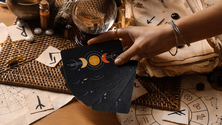 Weekly tarot predictions: Tarot card reading from Jan 5th, 2026 to Jan ...