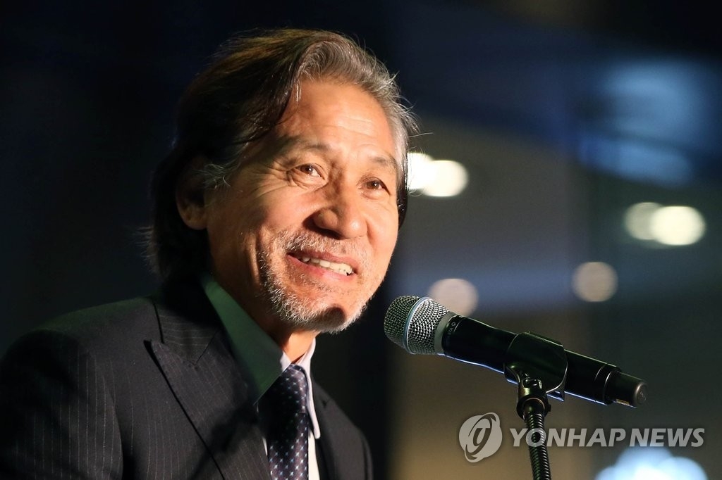 'Nation's actor' Ahn Sung-ki embodies decades of Korean cinema