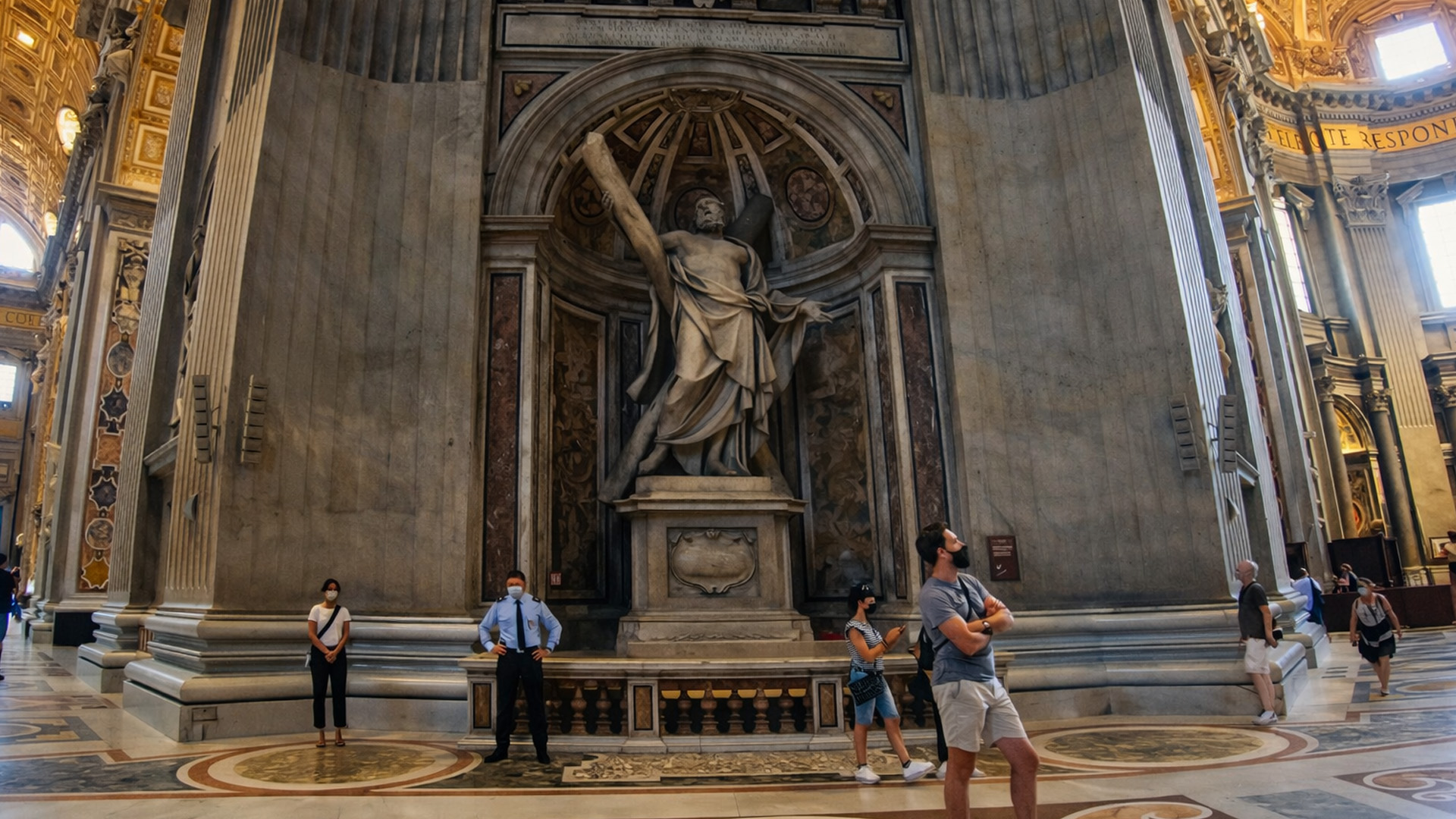 Exploring the Vatican from inside