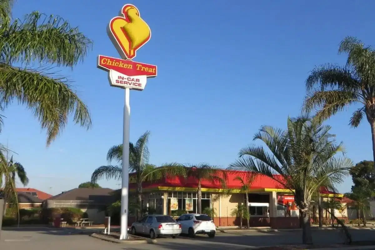 Chicken Treat menu prices with calories [updated 2026]