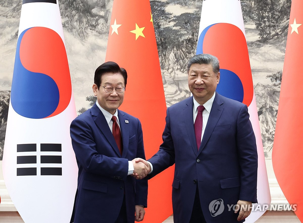 (2nd LD) Lee calls for joint efforts with China to explore 'viable ...