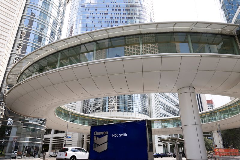 US oil companies' shares advance as Trump signals potential access to ...