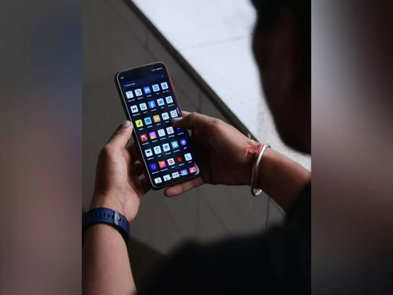 COAI flags concerns over Prasar Bharati’s direct-to-mobile test