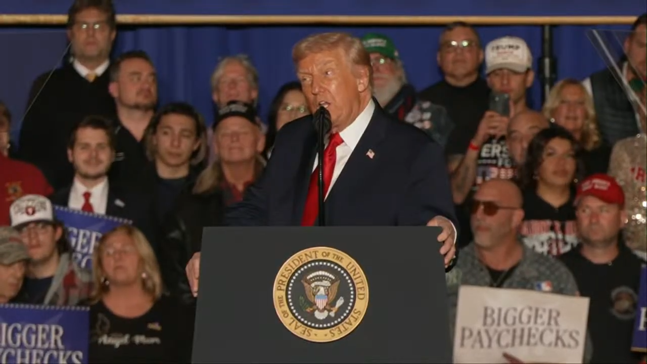 'Smart people understand it': Trump gets caught up in delusions, says ...