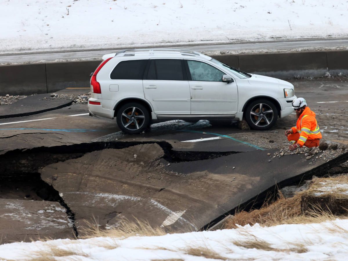 Leong: Looking for someone to blame for Calgary's water crisis? It's ...