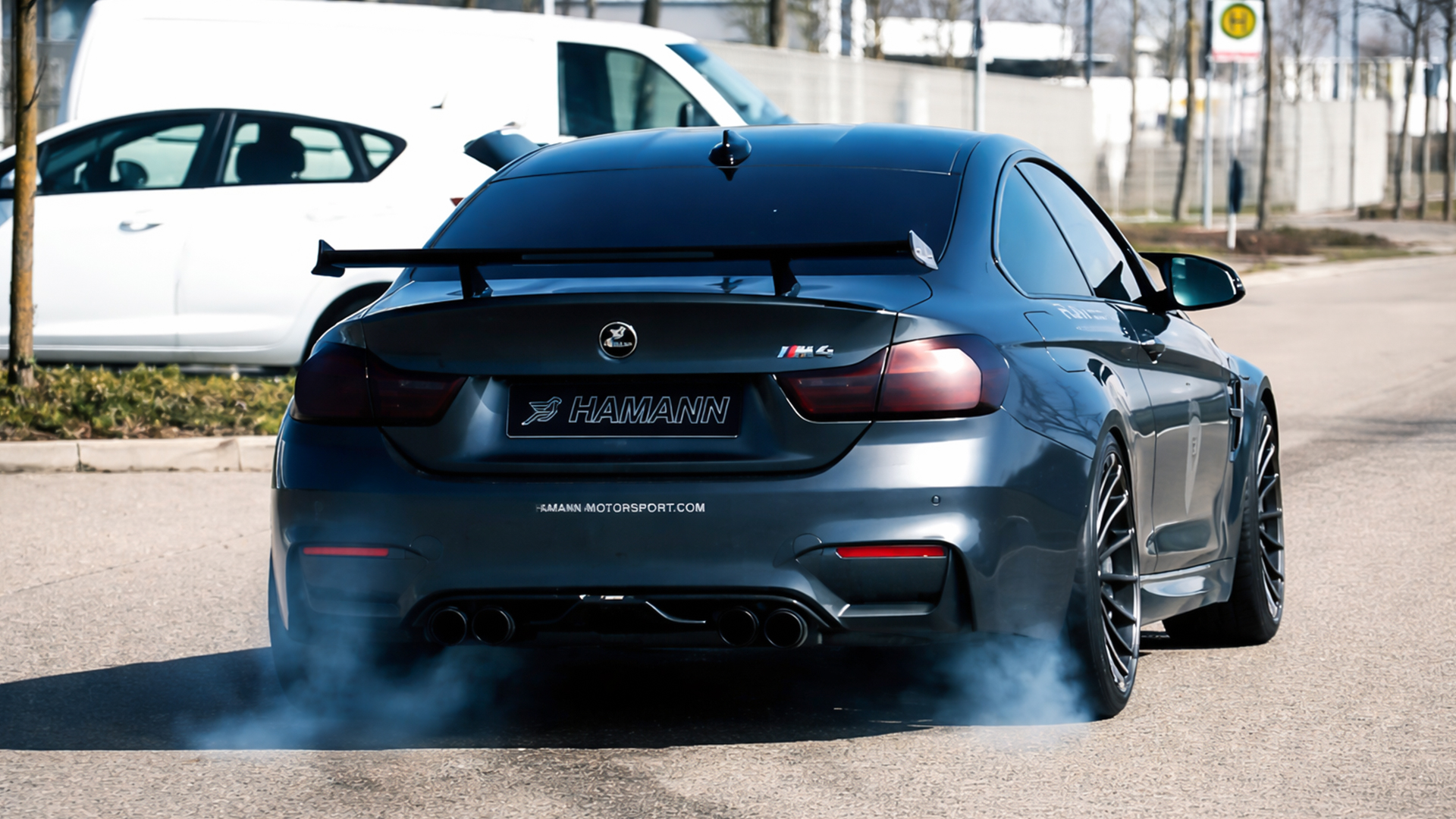 BMW M4 displays balance strength and style in motion