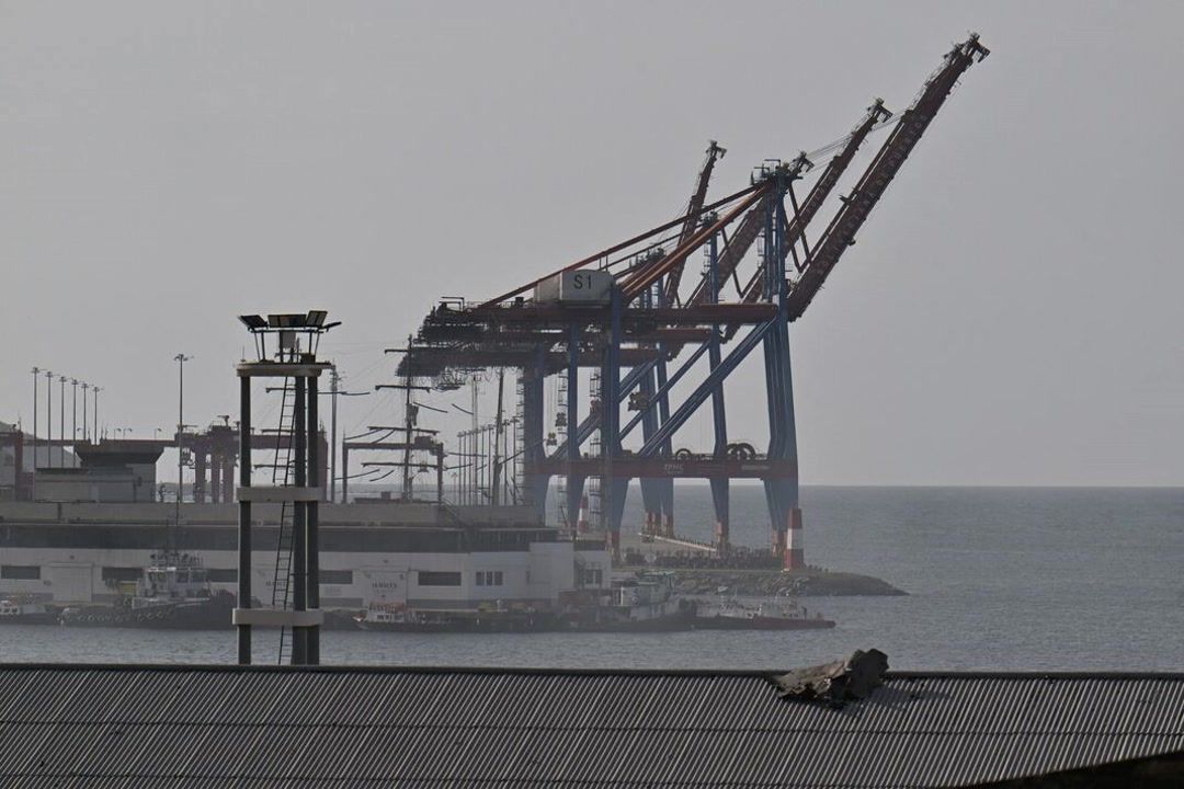 Venezuelan oil tankers stage escape, evade US blockade