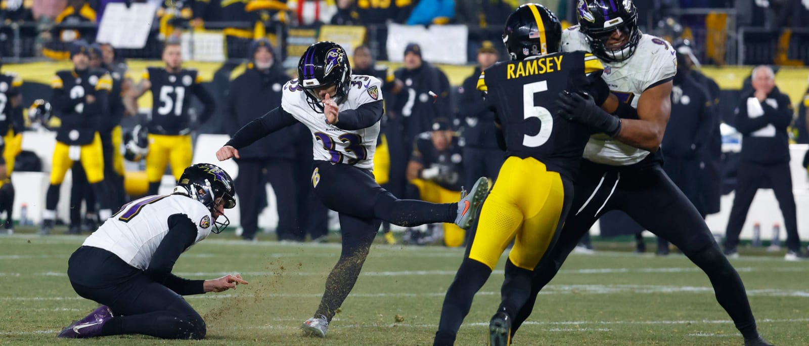 Tyler Loop missing game-winning field goal after priest’s holy water ...