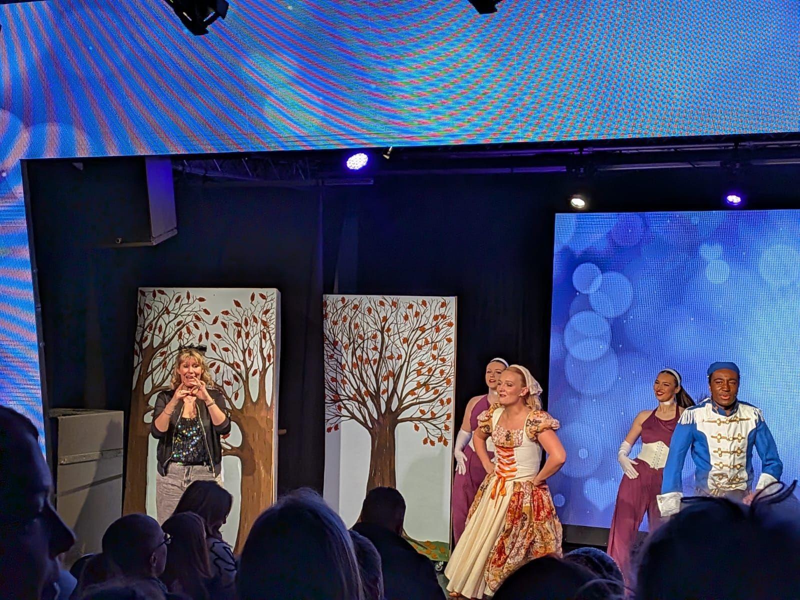 Review: The deaf community at the pantomime