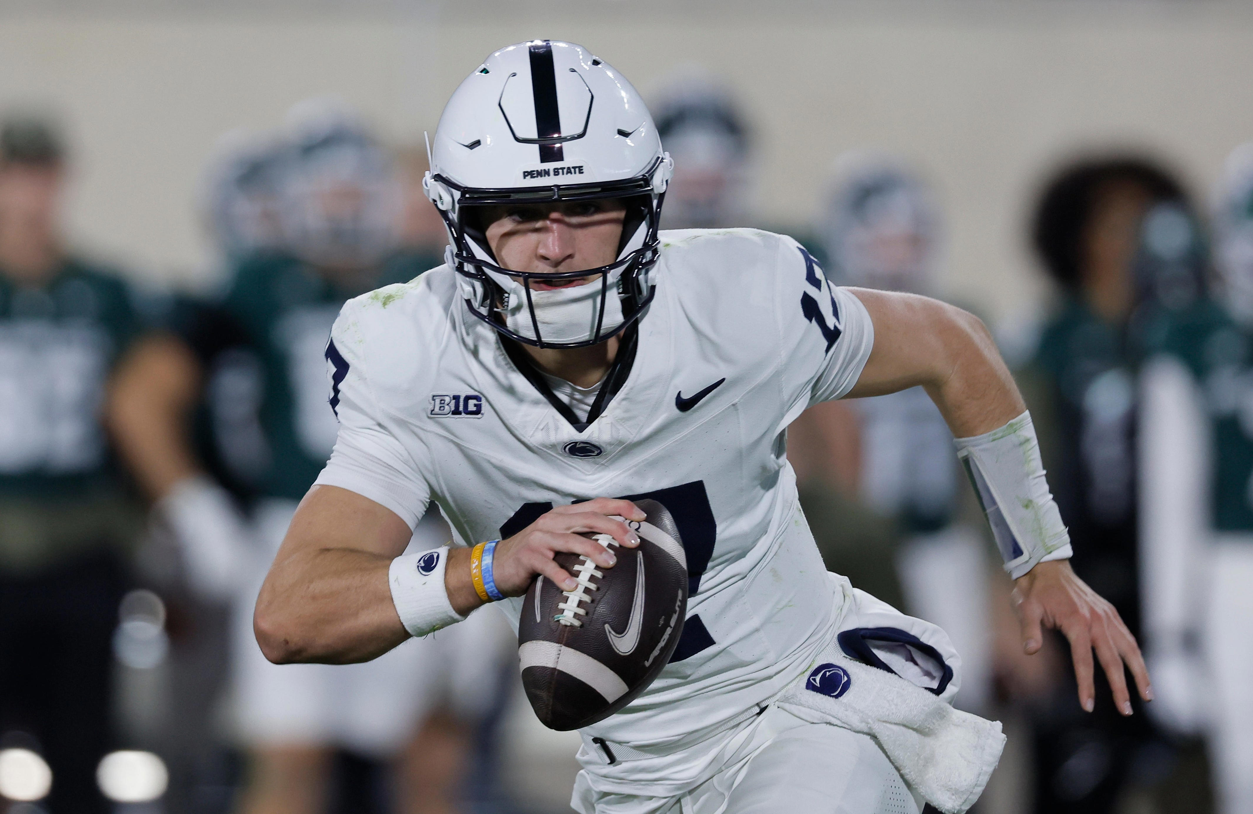 College football transfer portal tracker: Monday's commitments (Jan. 5)