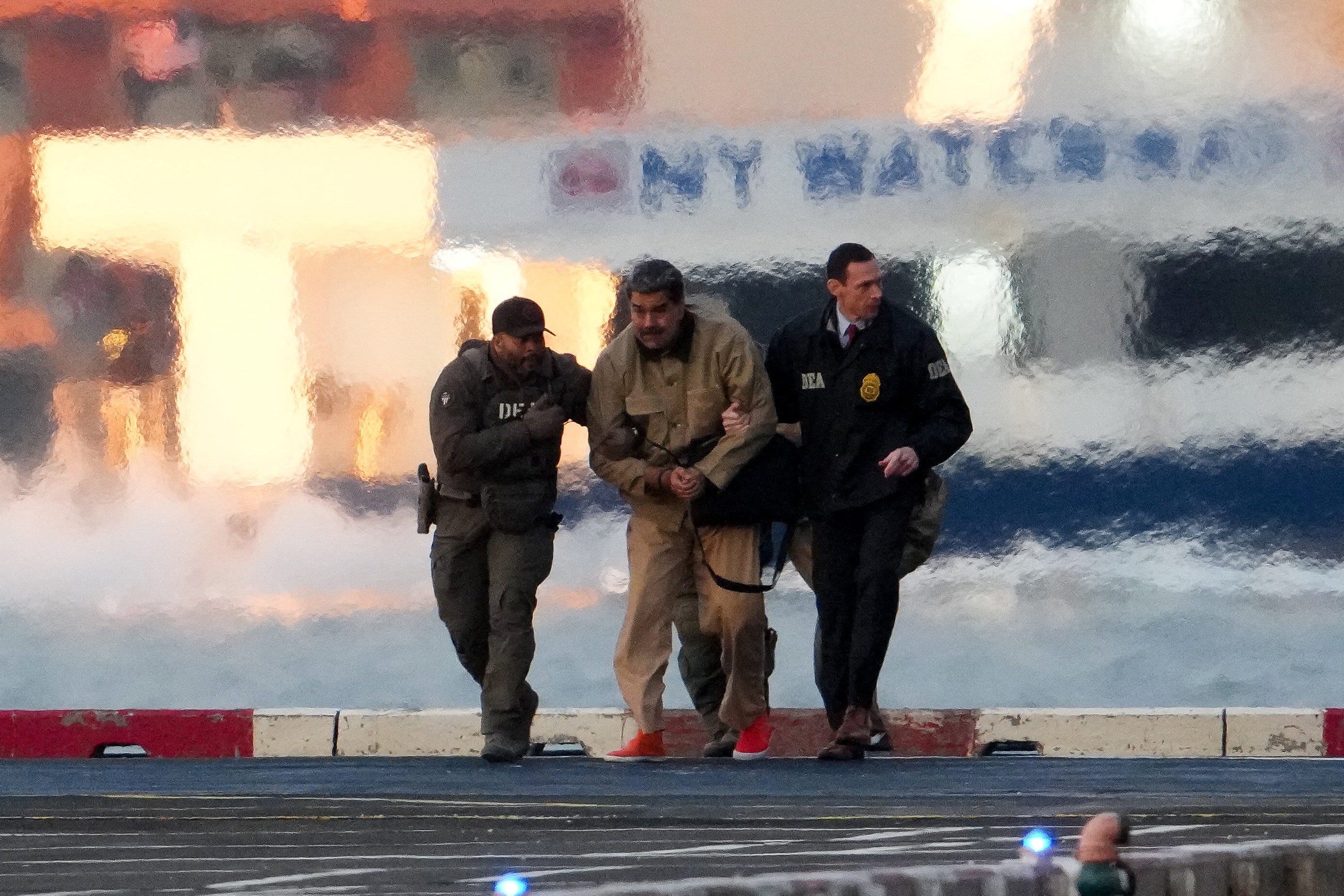 Senators Warner, Kaine call for return of war powers to Congress