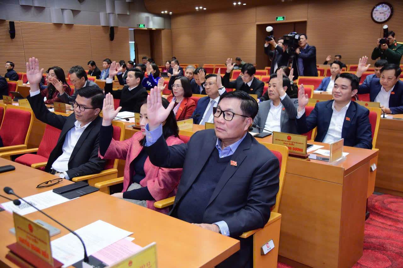 Cho thôi giữ chức trưởng ban HĐND TP Hà Nội với 2 lãnh đạo