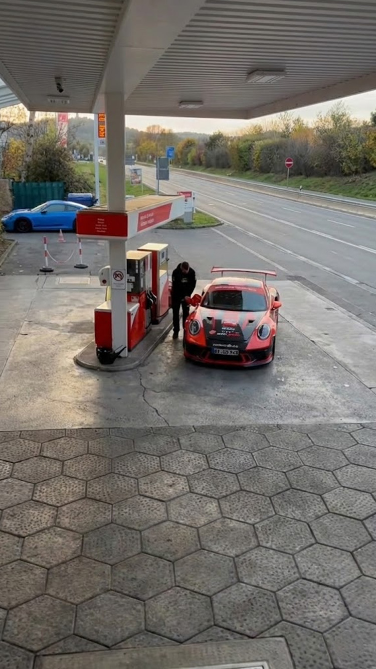 A day spent racing a GT3