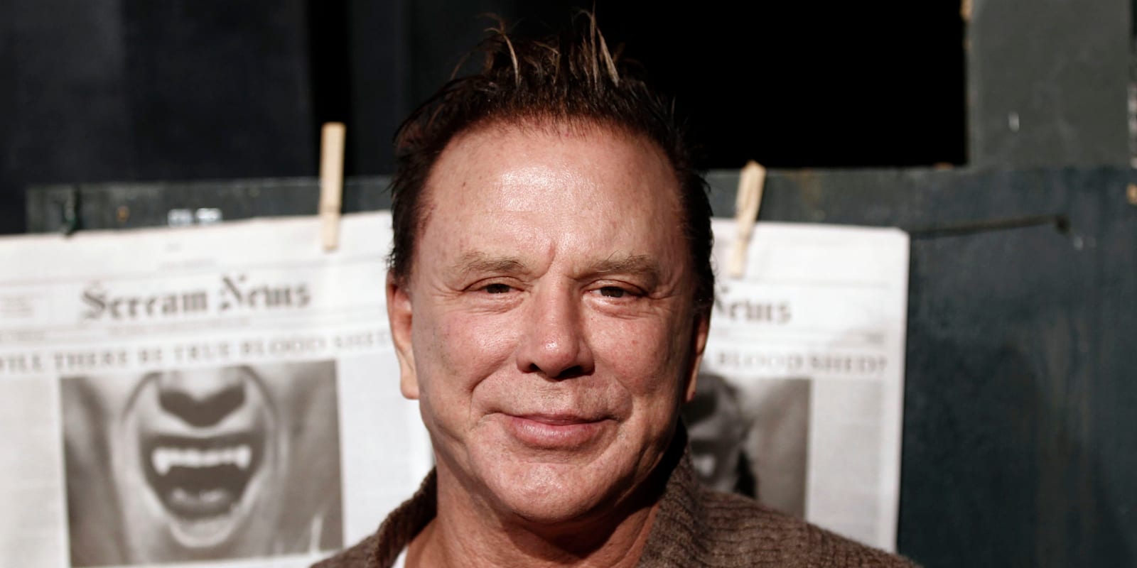 Mickey Rourke nära vräkning – ber fans om hjälp