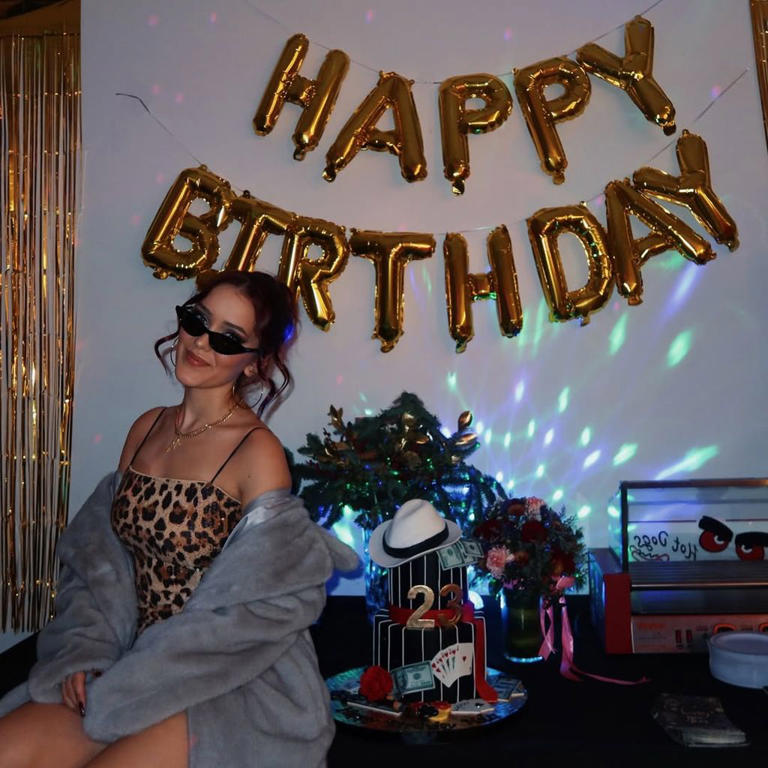 Malu, hija de Míchel Salgado, comparte su divertido álbum de fotos tras ...