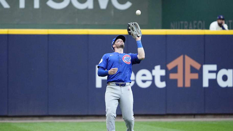 Cubs top prospect surprisingly left off MLB insider’s predicted 2026 roster