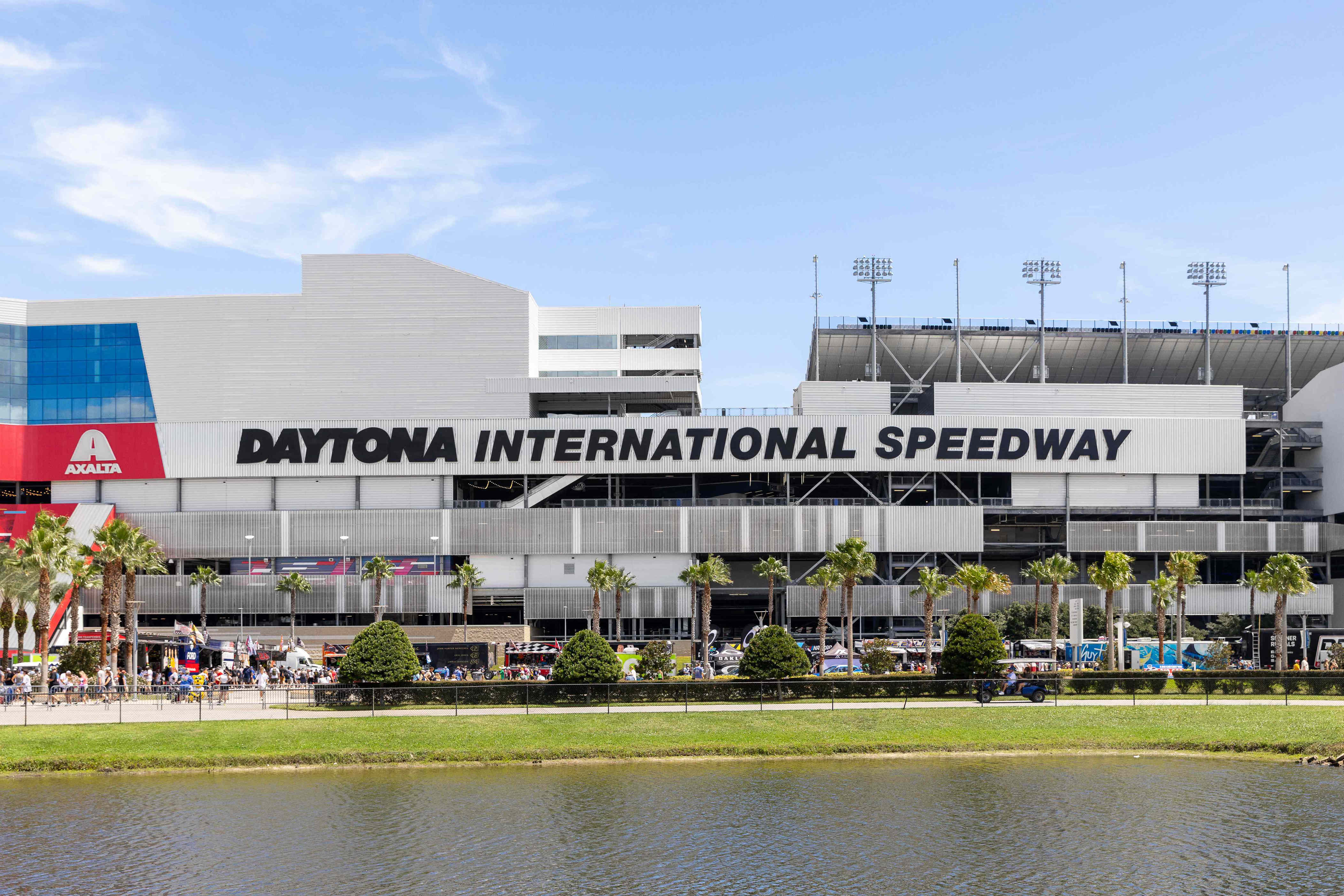 How to watch the NASCAR live stream (2026)
