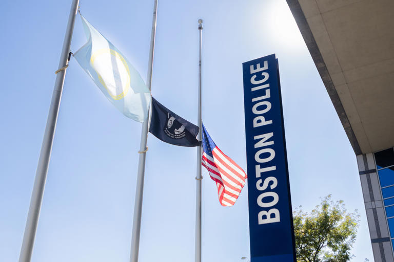 Man dies of multiple gunshot wounds in Mattapan