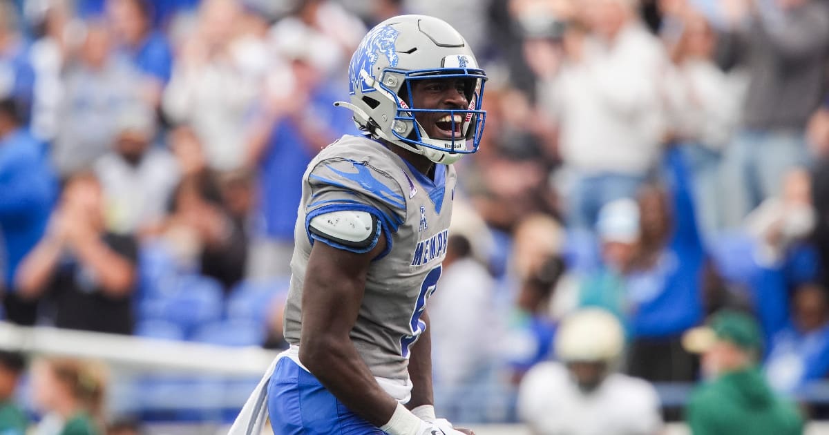 Arkansas signs Memphis transfer wide receiver