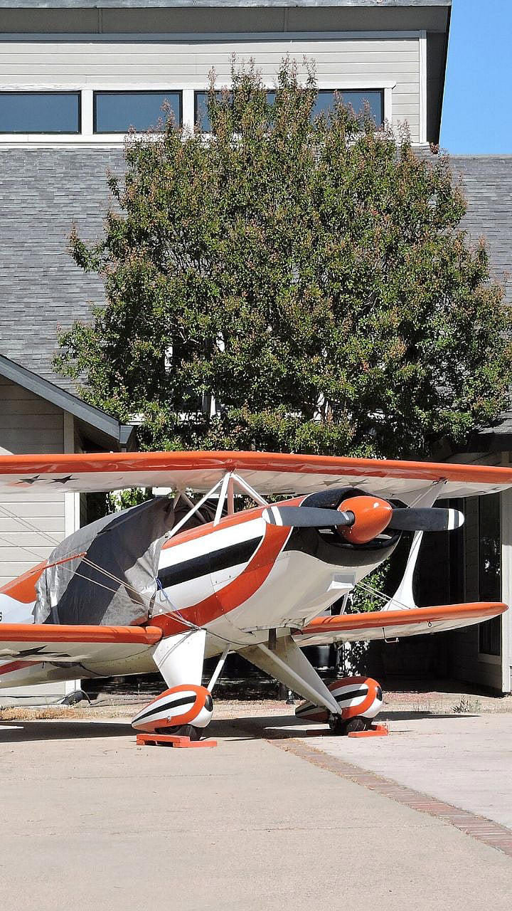 Interesting facts: येथील प्रत्‍येक घरात आहे विमान!