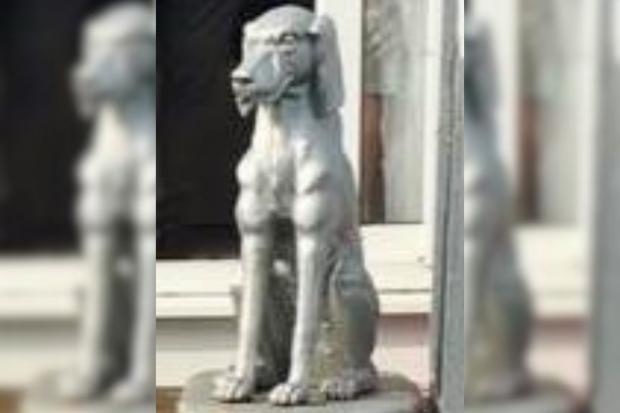 'Sentimental' dog statue stolen just days before Christmas
