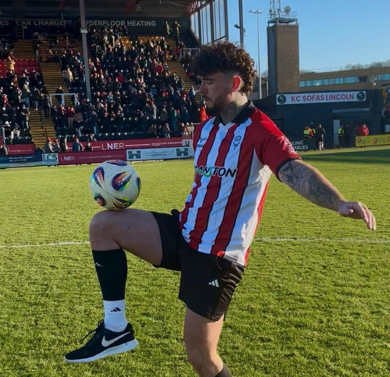 Freestyle star Jay Rosa brings mental health message to Lincoln City FC