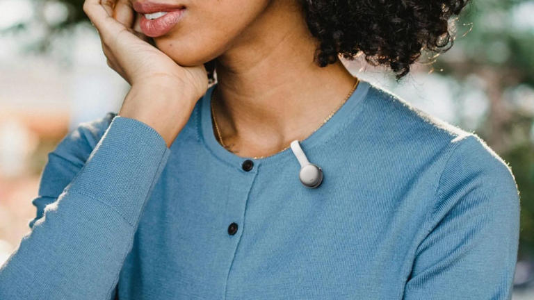 SwitchBot's new AI audio recorder promises to organize your ...