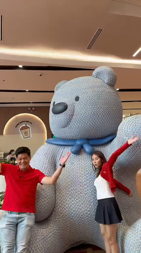 Popular local eating spot in a shopping mall