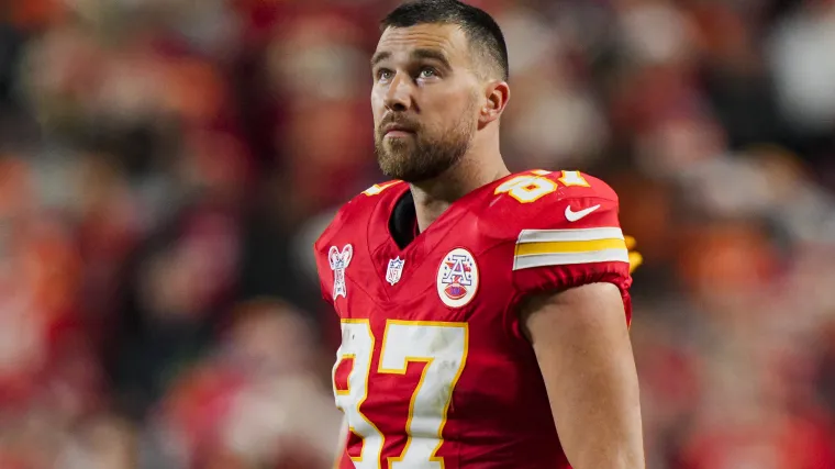 Chiefs' Chris Jones makes eye-popping comment on Travis Kelce's ...