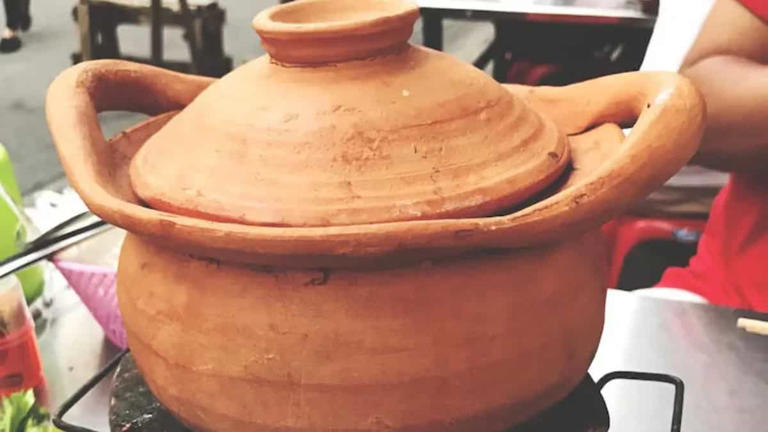 Open fire Pongal cooking: Why this ancient method still wins
