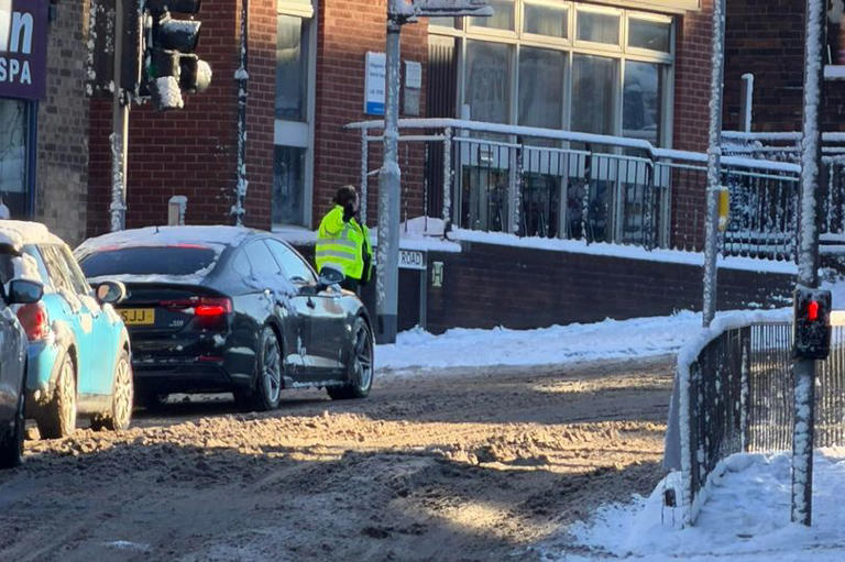 Council leaders defend Staffordshire gritting operation after rush-hour ...