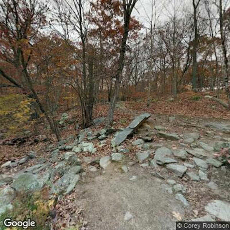 Best outdoor recreation in Fairfield County in 2025: Devil's Den Preserve