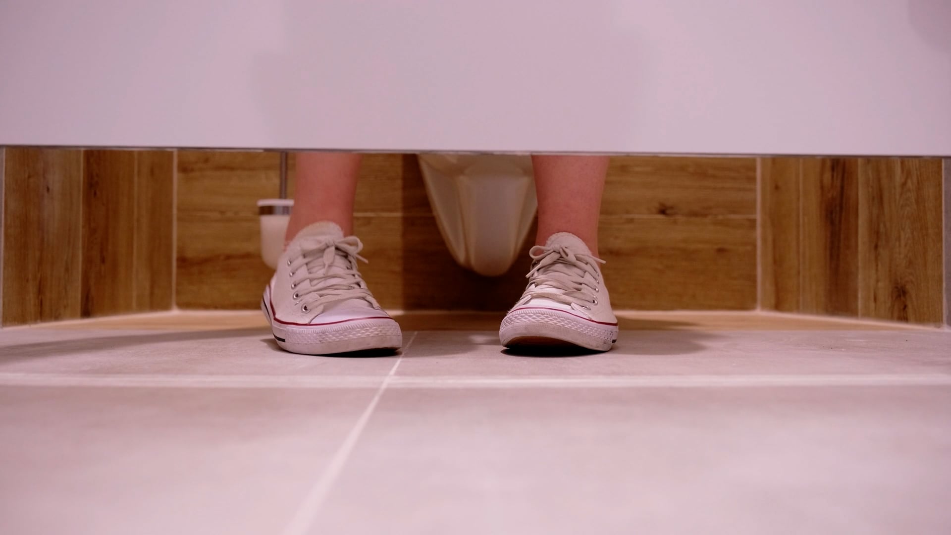 Stop power peeing: Viral advice from therapists draws medical backing