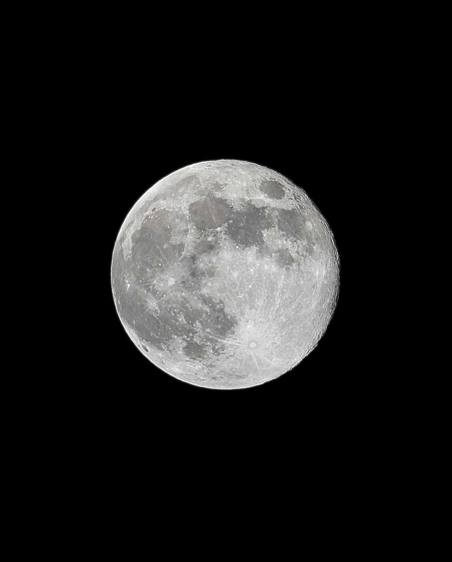 Supermoon snapped over Nottinghamshire