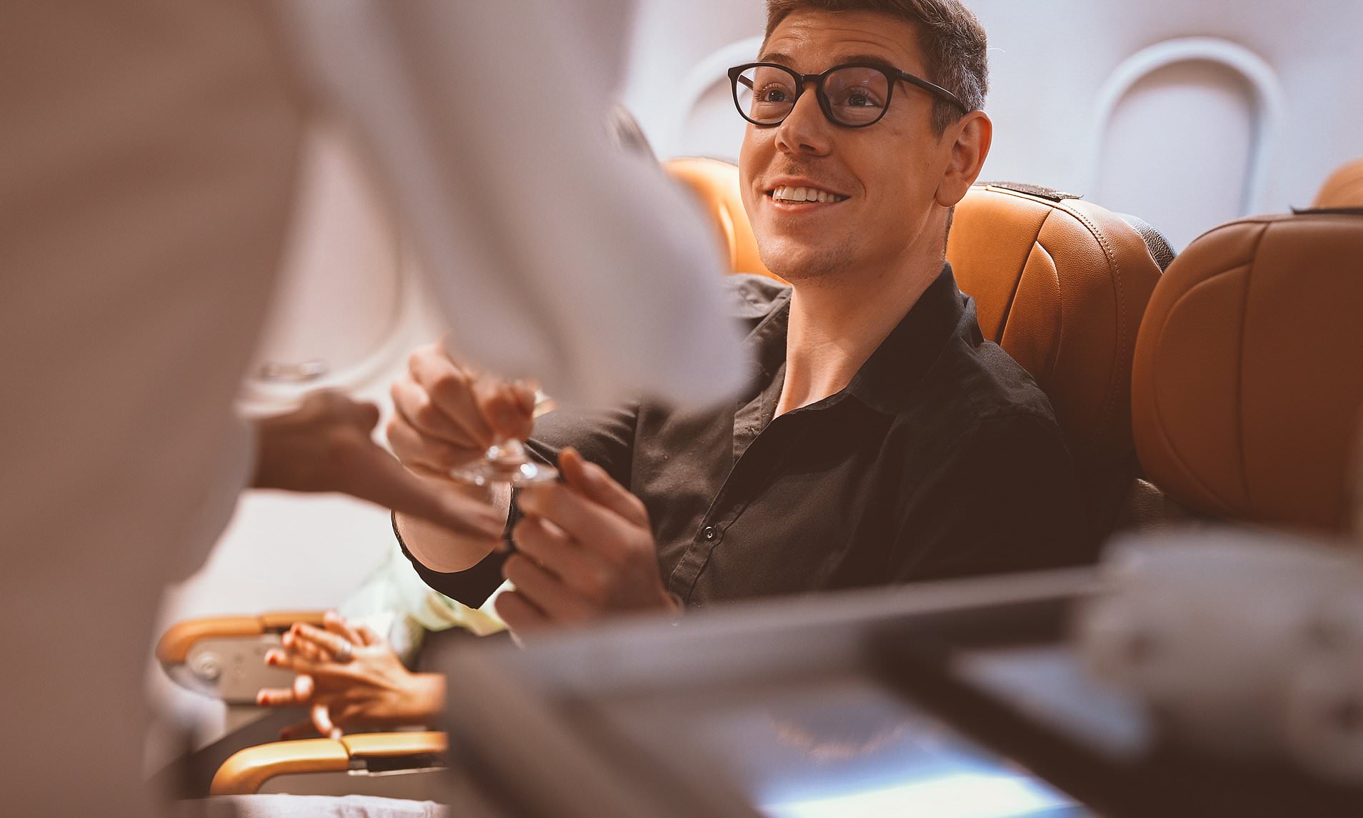 Traveller left baffled at first class in-flight meal with 'mystery meat ...