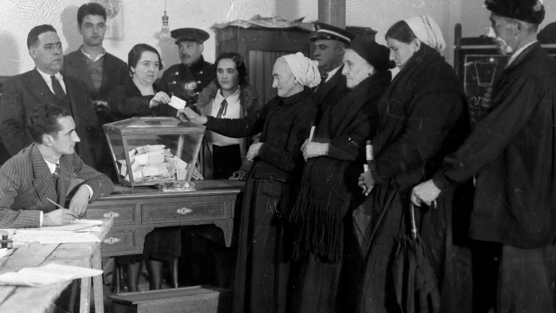 Spain on the edge as street violence paved the way to civil war